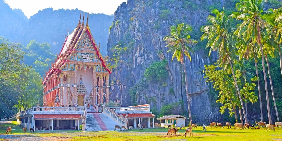 Temples in Thailand: The Ultimate Guide to Visiting & Cultural ...